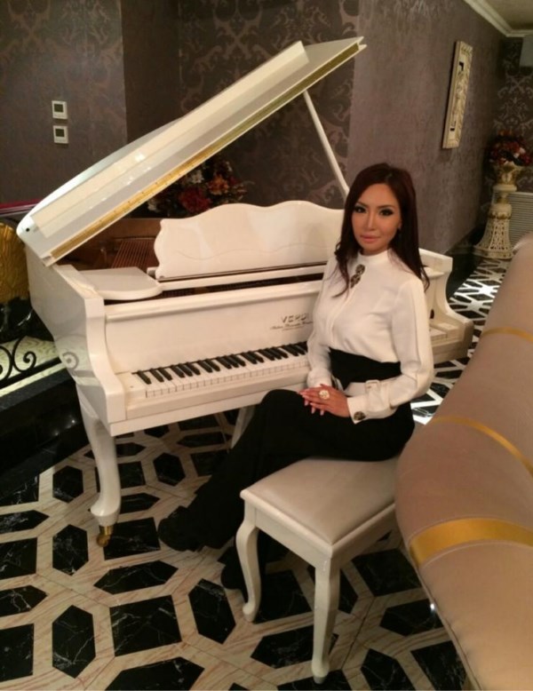 Хөөрхөн Анугийн сүүлийн үеийн зурагнаас Урлаг мн